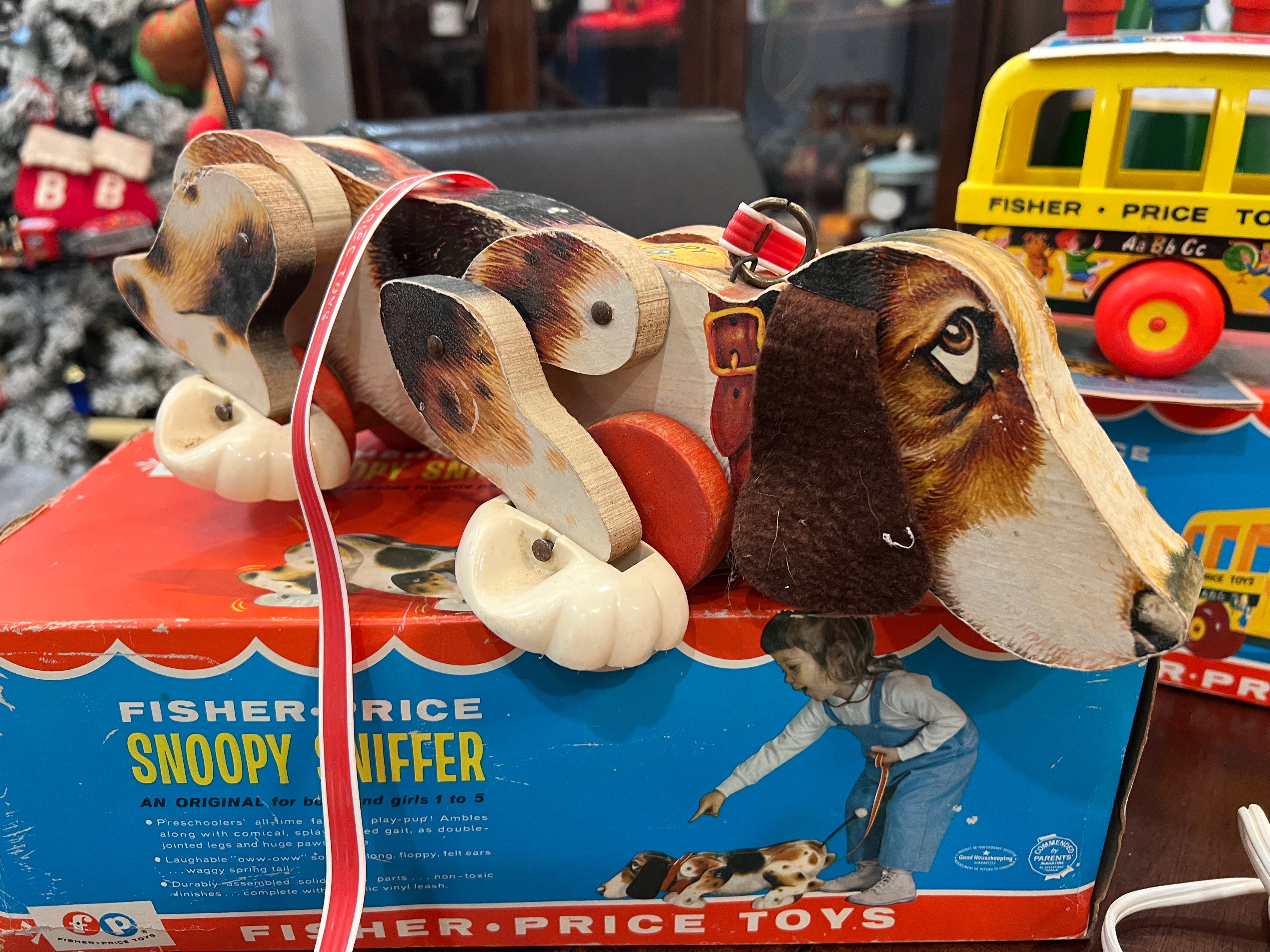 Vintage 1961 Fisher Price Snoopy Sniffer Pull Toy #181 w ORIG BOX ...