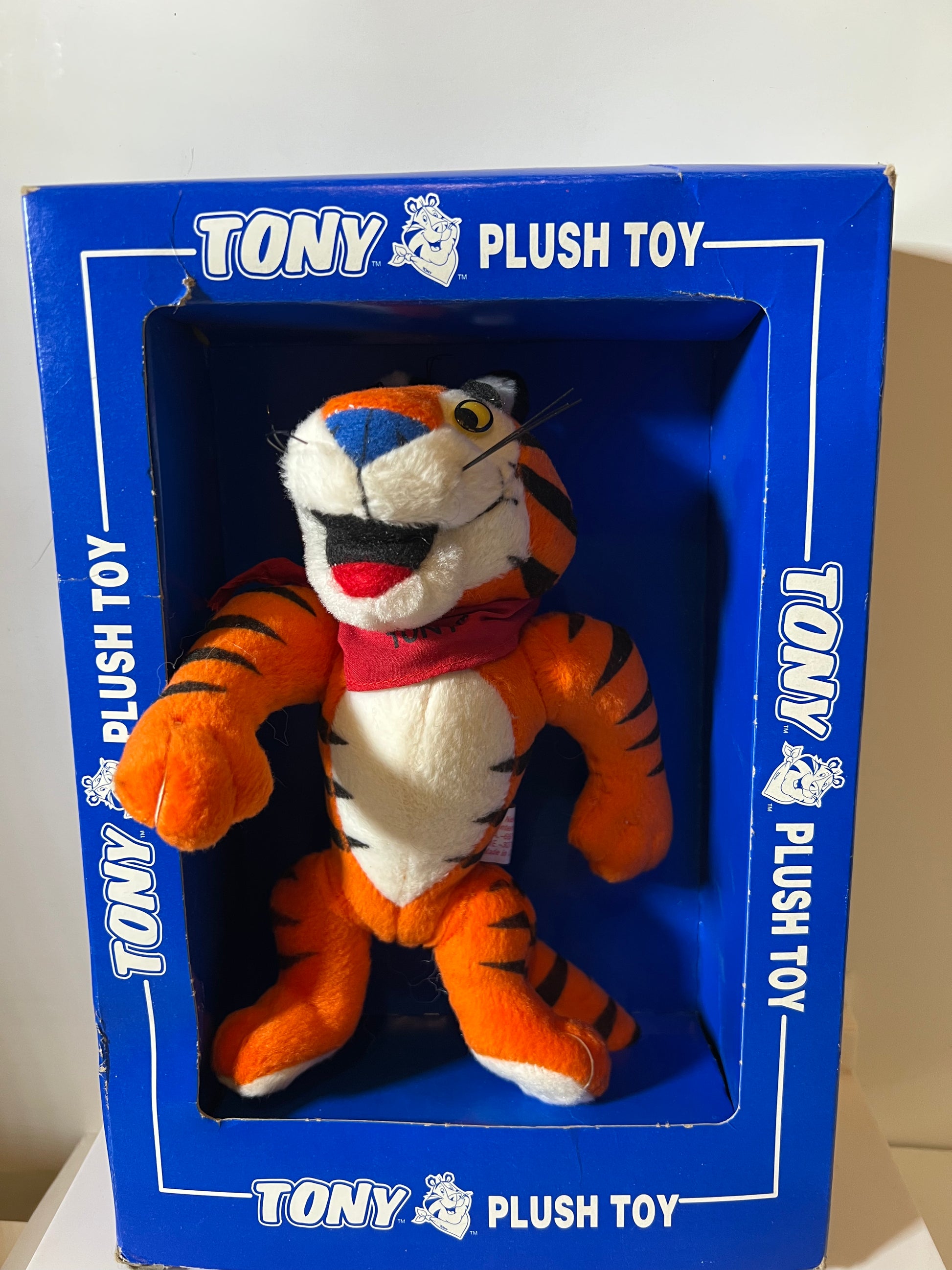Tony the Tiger Plush Toy in ORIG BOX – Classic Toy Toys